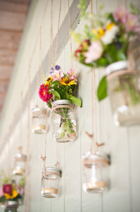 25 Creative Mason Jars Ideas | Housetodecor.com