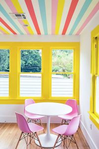 10 Splash Of Rainbows To Make Your Home Cheerful | Housetodecor.com