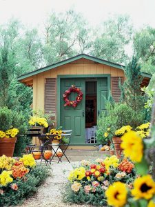 30 Beautiful Garden Shed Ideas On Pinterest | Housetodecor.com
