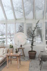 20 Best Sunroom Ideas That Bring The Sun For Winter | Housetodecor.com