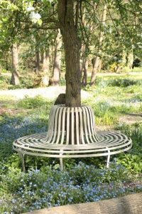 How To Make Cozy Seating Area Around Trees | Housetodecor.com